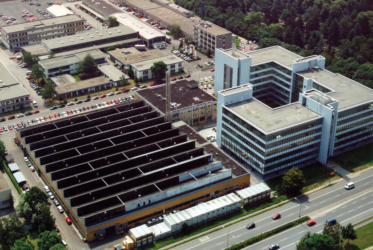 Facilities - Manroland