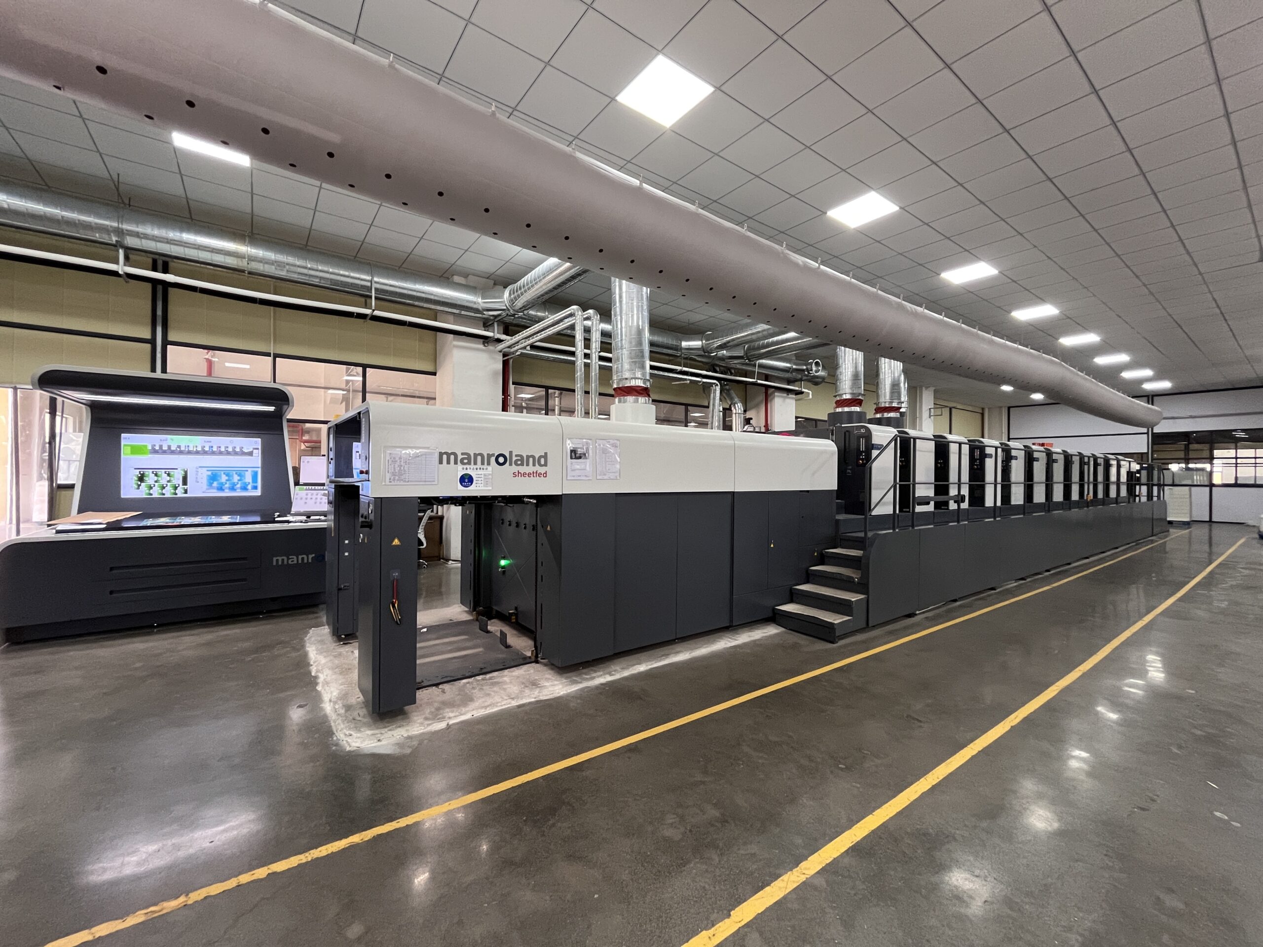 Yuyao Jiangnan’s Third ROLAND 700 Evolution Has Arrived! - Manroland